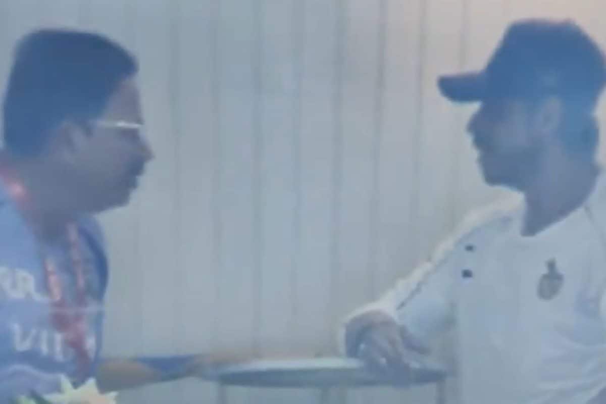 Shah Rukh Khan unhappy with KKR in IPL 2026? Animated chat with Venky ...