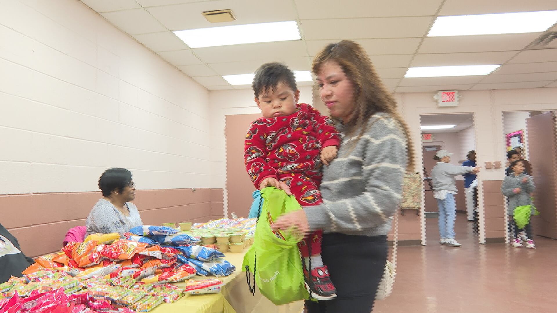 Hunger doesn’t take a spring break: Lexington program feeds students ...