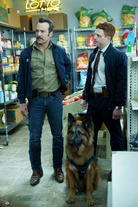 Watch Mike Franks' heartwarming first encounter with K-9 Gary Callahan ...
