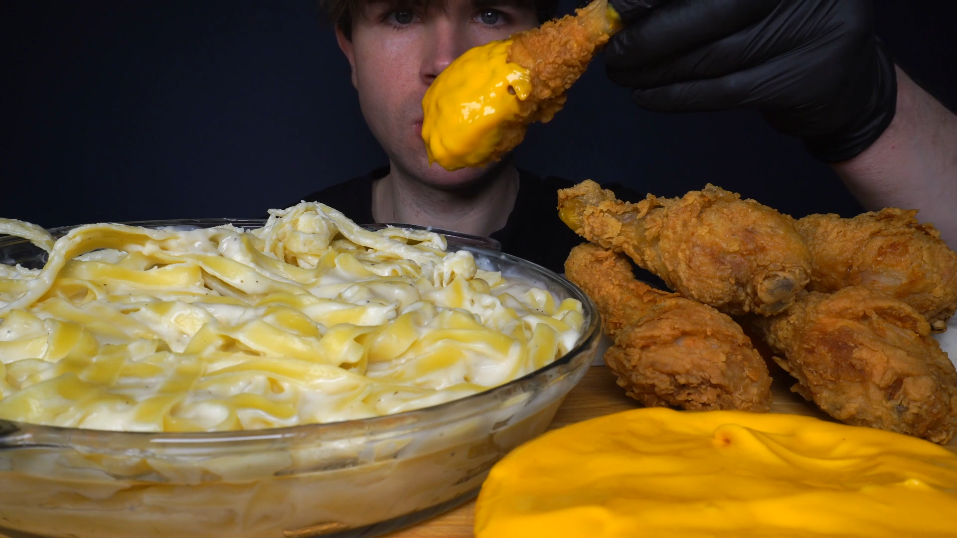Dude powers through fried chicken & pasta food challenge - this is ...