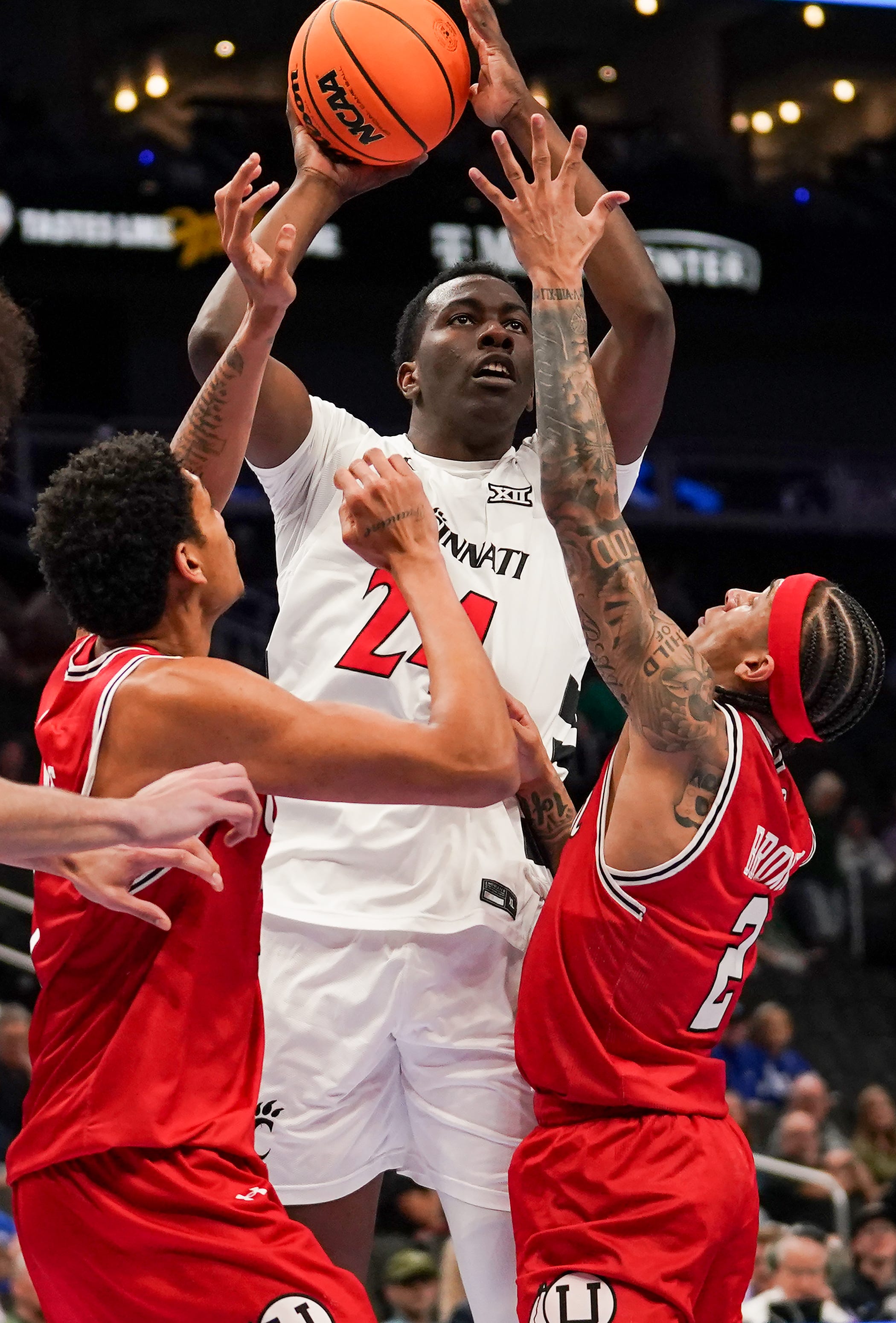 Tyler McKinley joins ex-UC Bearcats with Wes Miller in Charlotte