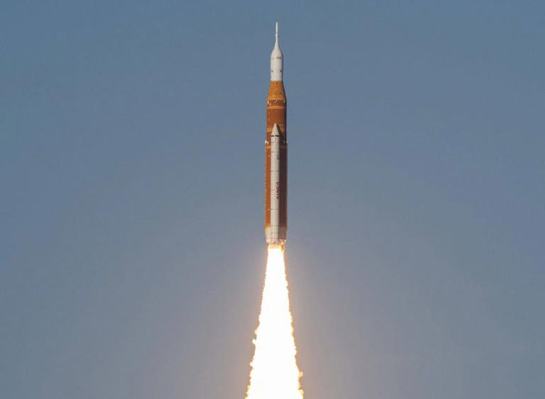 NASA teases astronaut song picks with Artemis II playlist launch