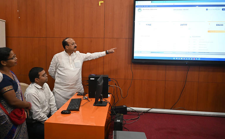 Govt begins EWS draw for private school admissions