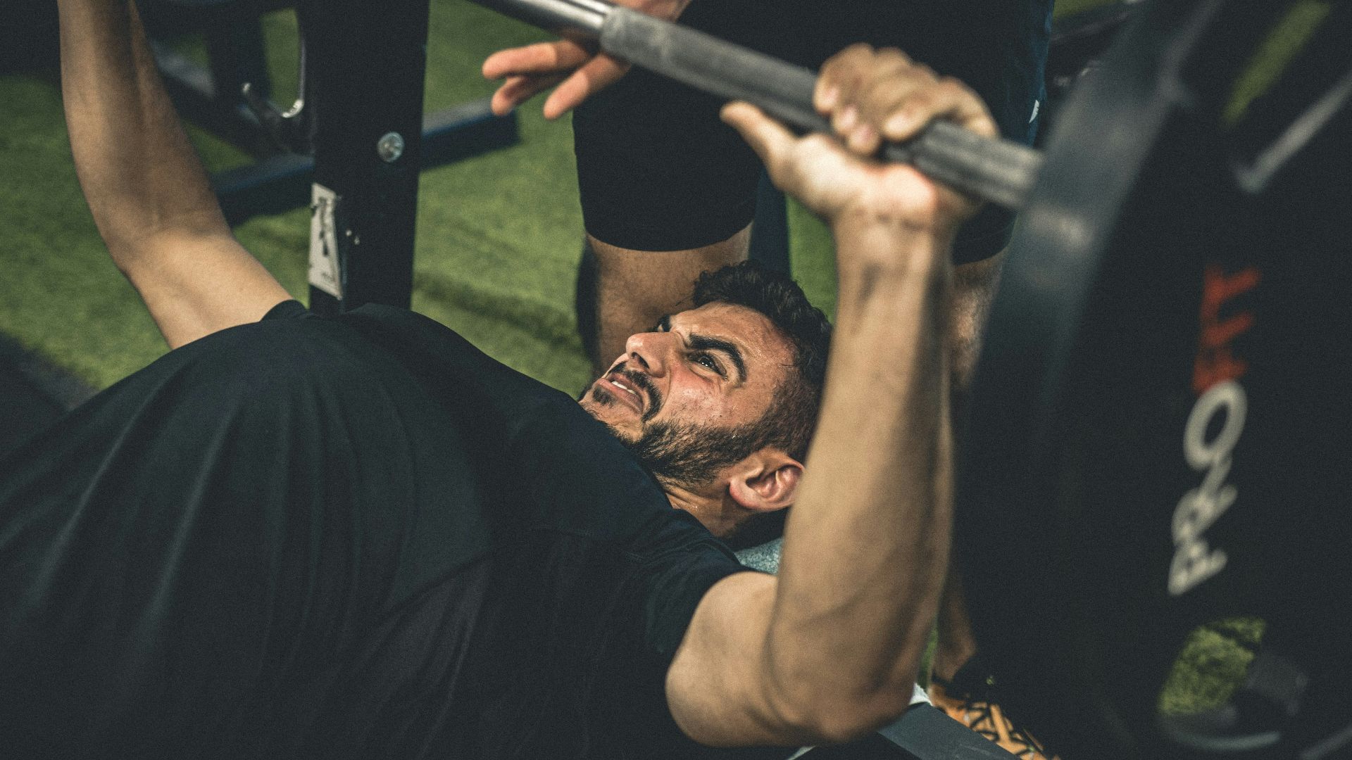 10 lifting cues that ruin your workout & 10 that make you stronger fast