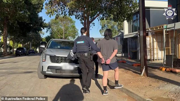 Aussie, 25, faces 20 years in jail after joining war in Ukraine in the ...