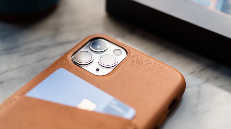 5 of the best Android phone wallet cases you can find online right now