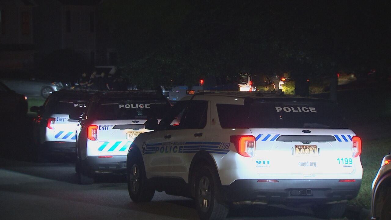 Domestic violence suspected in northwest Charlotte homicide