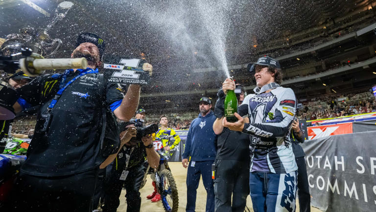 SMX 2026 250 results, highlights, finish at St. Louis: Haiden Deegan ...
