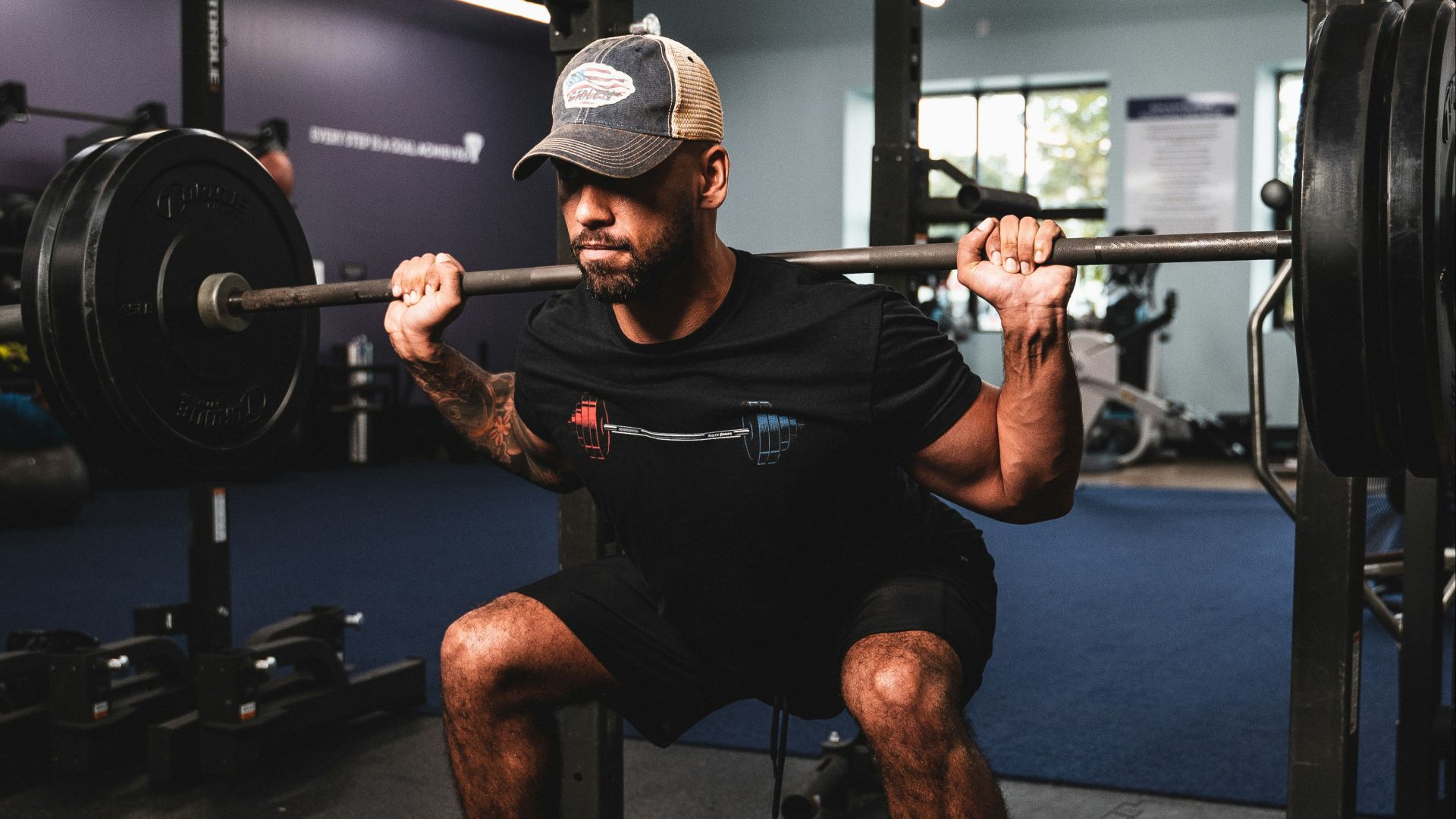 10 lifting cues that ruin your workout & 10 that make you stronger fast