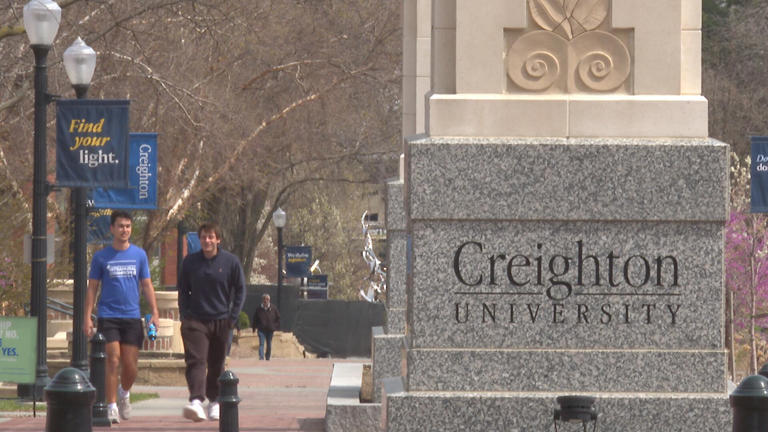 Creighton University graduates face mixed job market