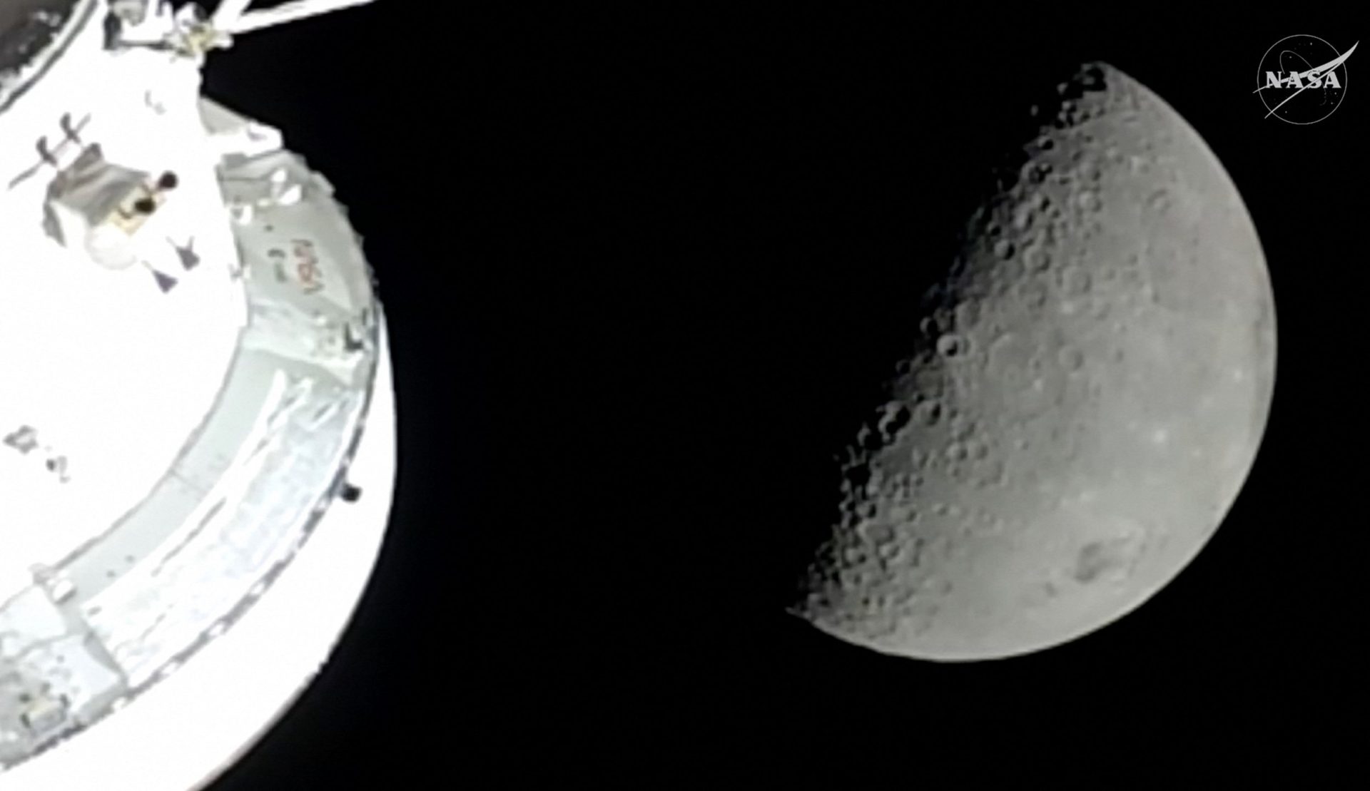 ‘We will always choose Earth’: NASA astronauts head home after record ...