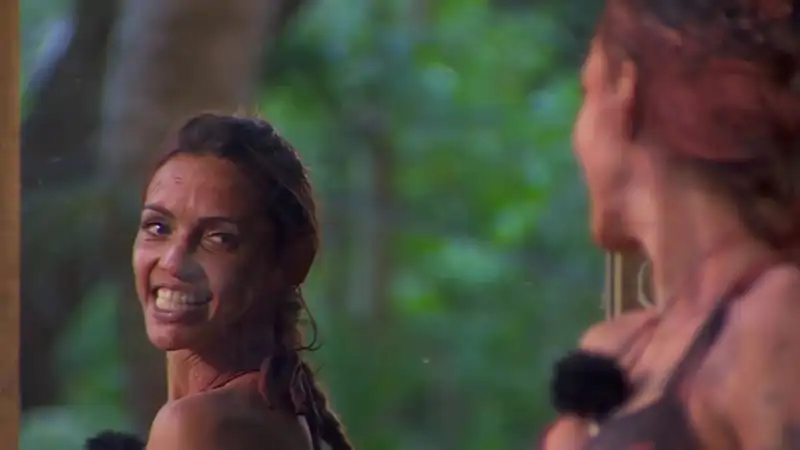 Paola Olmedo no se corta y señala al compañero de 'Supervivientes' con ...