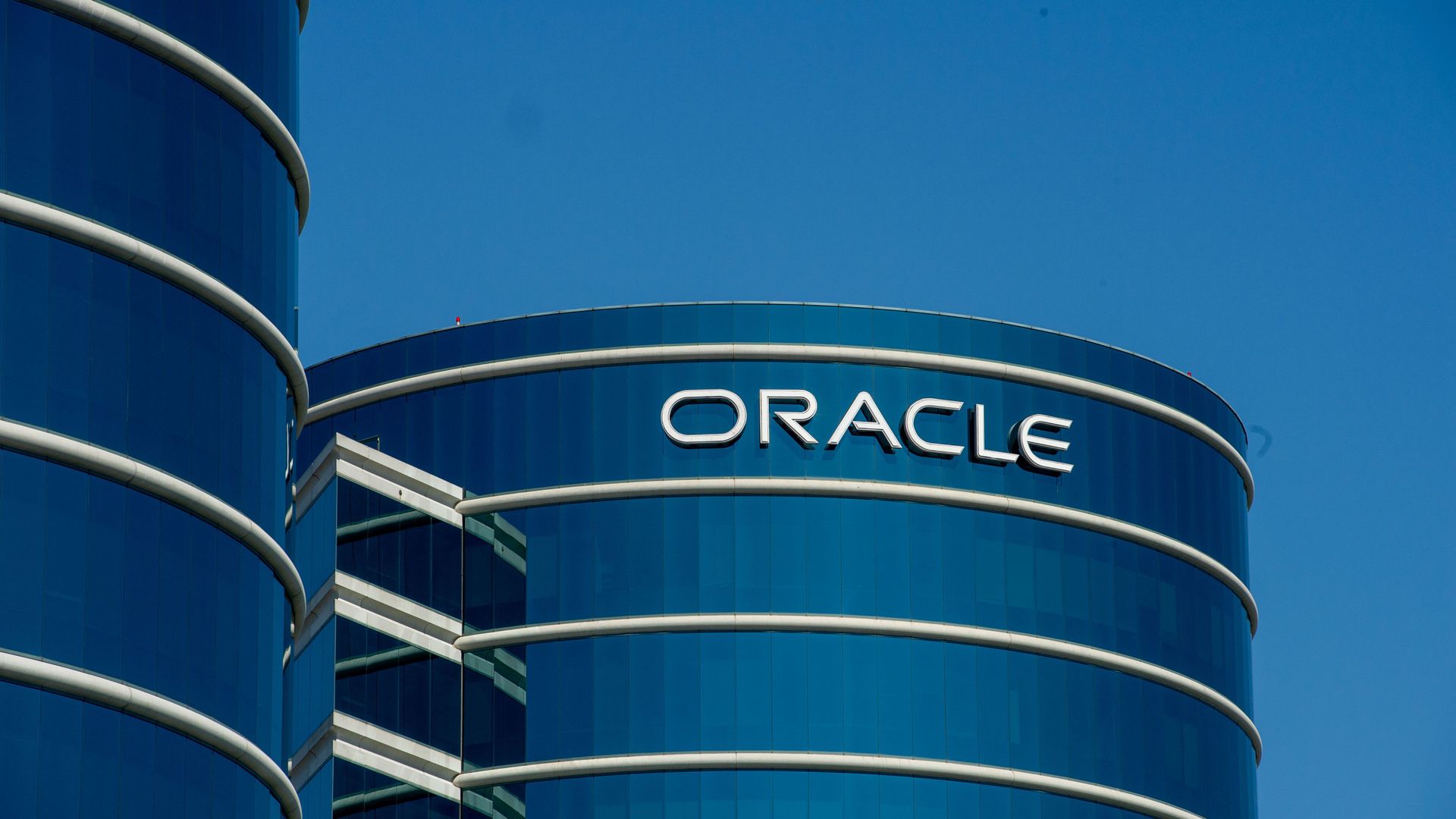 Oracle: Hilary Maxson von Schneider Electric ist neue Finanzchefin