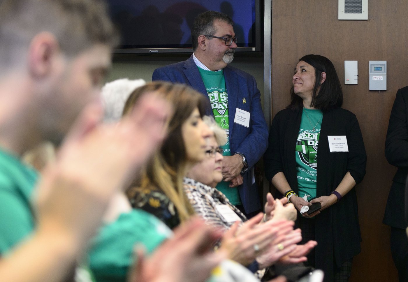 Canadians encouraged to register as organ donors as Green Shirt Day returns