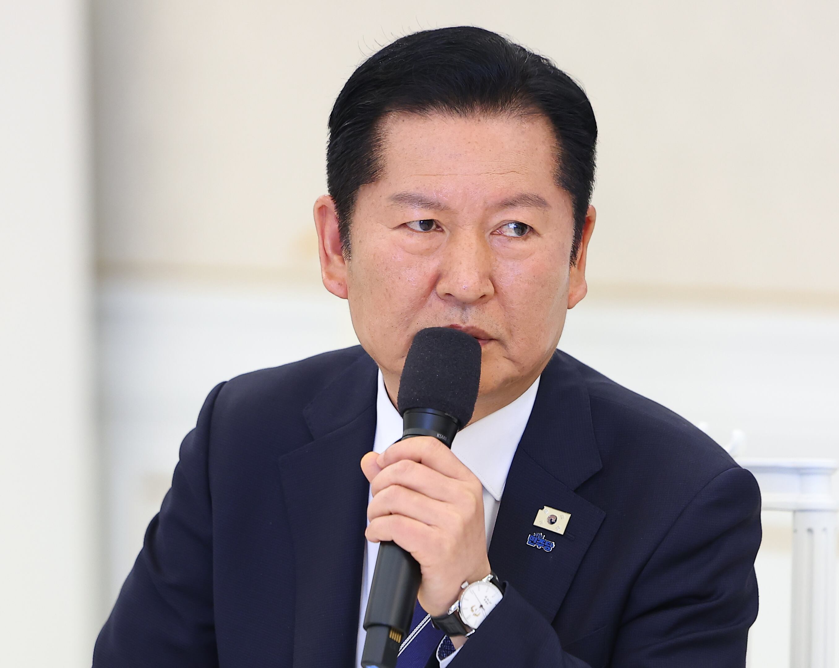 Democratic Party leader rejects TBS budget