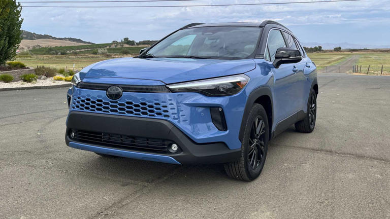 What is the resale value of hybrid cars in America?