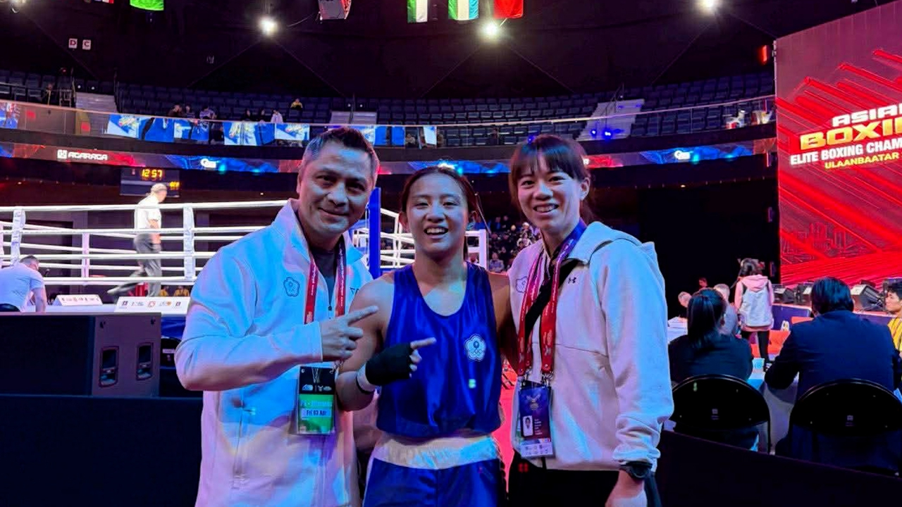 Taiwan's Huang and Chen reach finals at Asian Boxing Championships