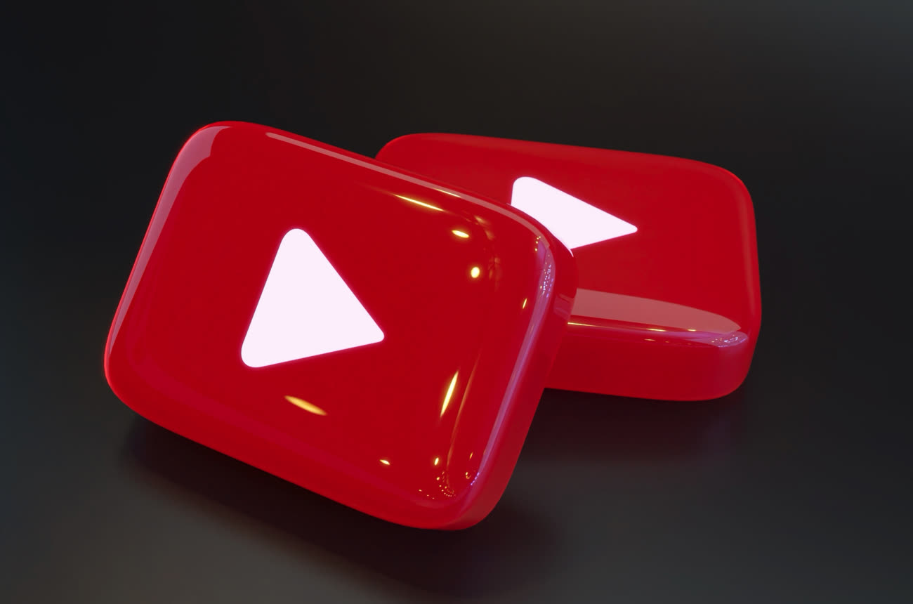 Apple accusée d’avoir aspiré YouTube pour nourrir son IA