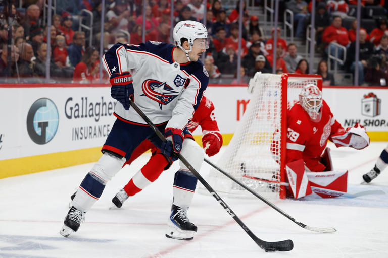 Red Wings, Blue Jackets tied 2-2, second period: Live updates