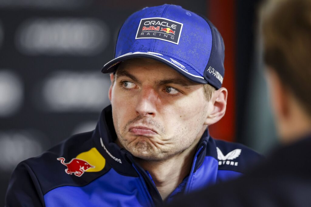 Media misbehaves while Max Verstappen attends Nürburgring 24 Hours briefing
