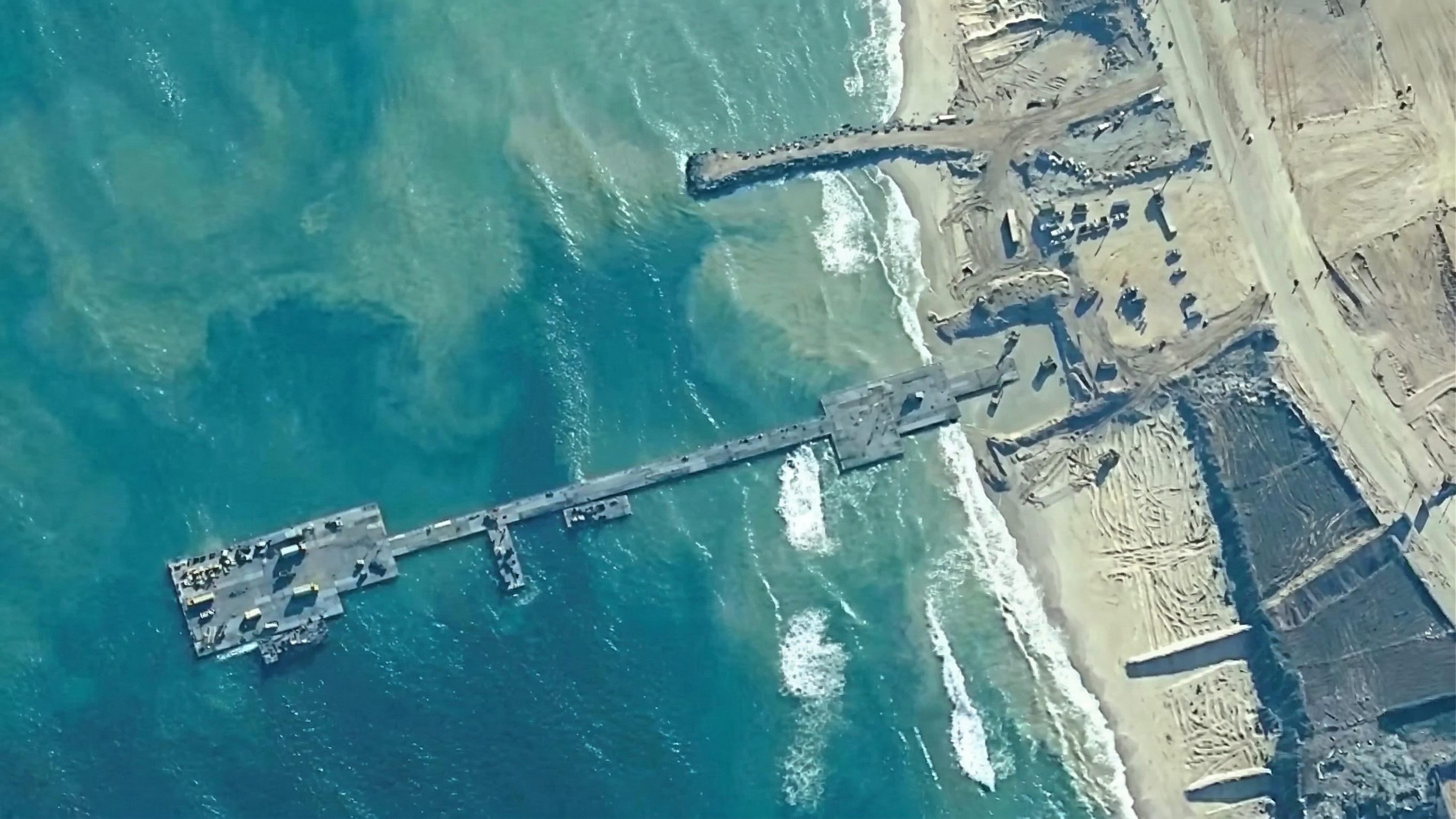 This Is 500-Foot Bridges Designed For War