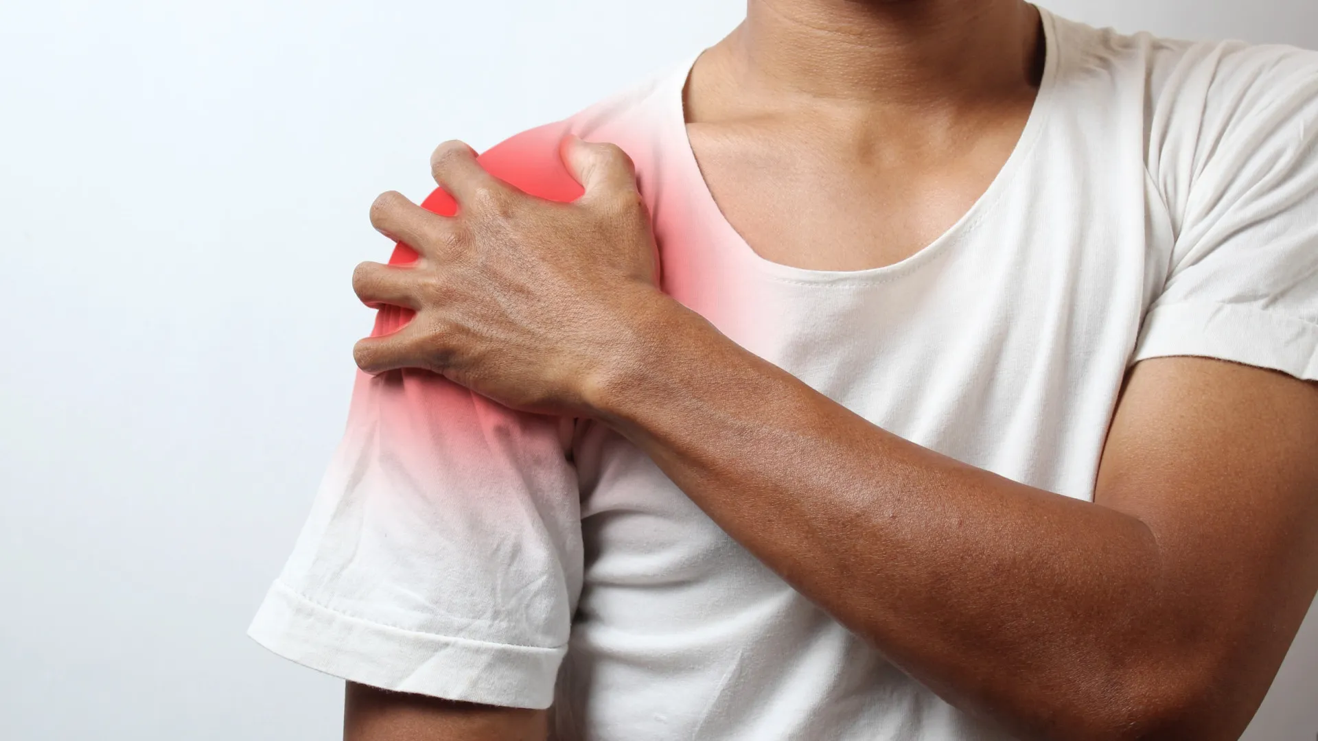 Dor no ombro poderá ser sintoma de problema grave, alerta médico