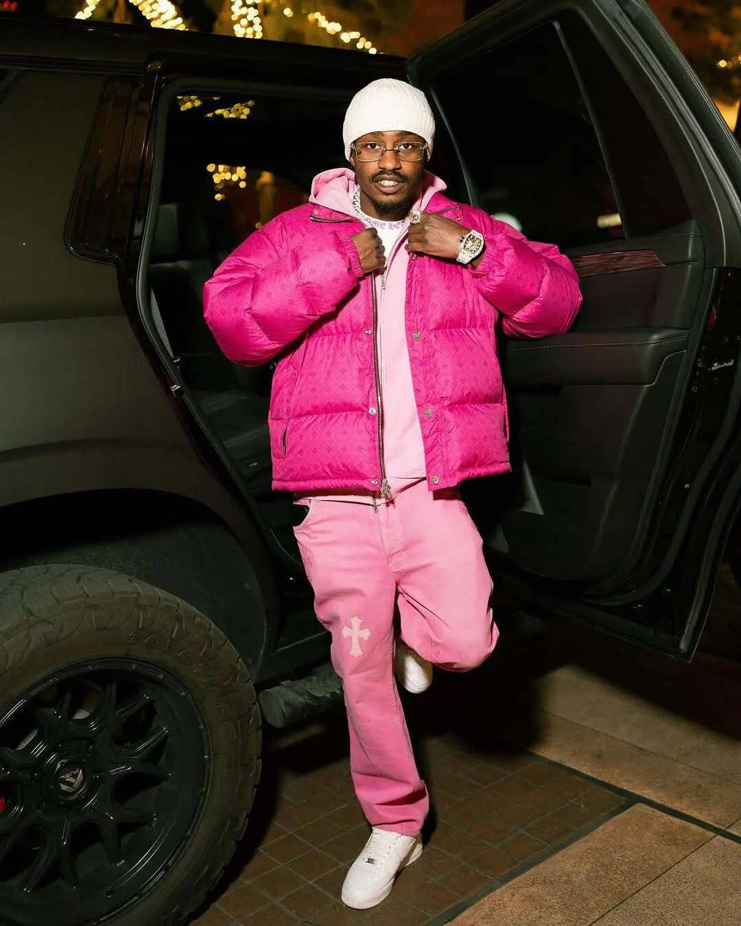 Rapper Lil Tjay shot, detained, involved in Offset shooting? The truth ...