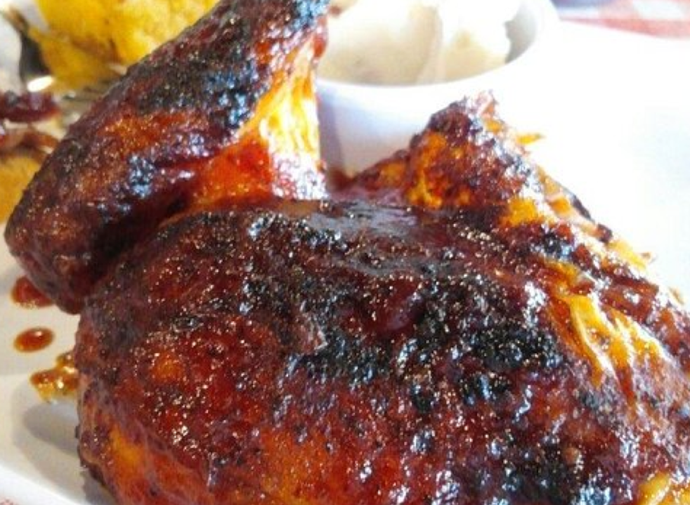 6 restaurant chains for BBQ chicken, according to chefs