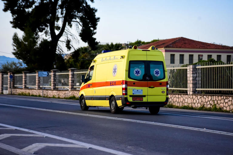 Τραγωδία στη Μυτιλήνη: Νεκρός οδηγός μηχανής που «καρφώθηκε» με ...