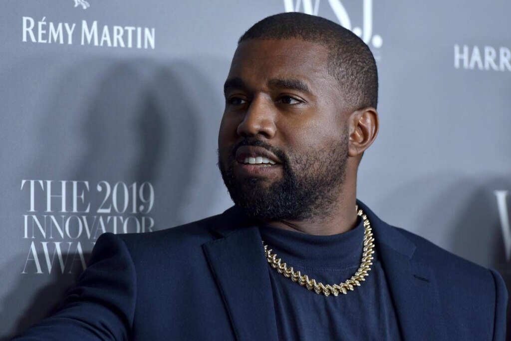 Kanye West, è polemica per lo show a Londra. Il rapper: "Pronto a ...