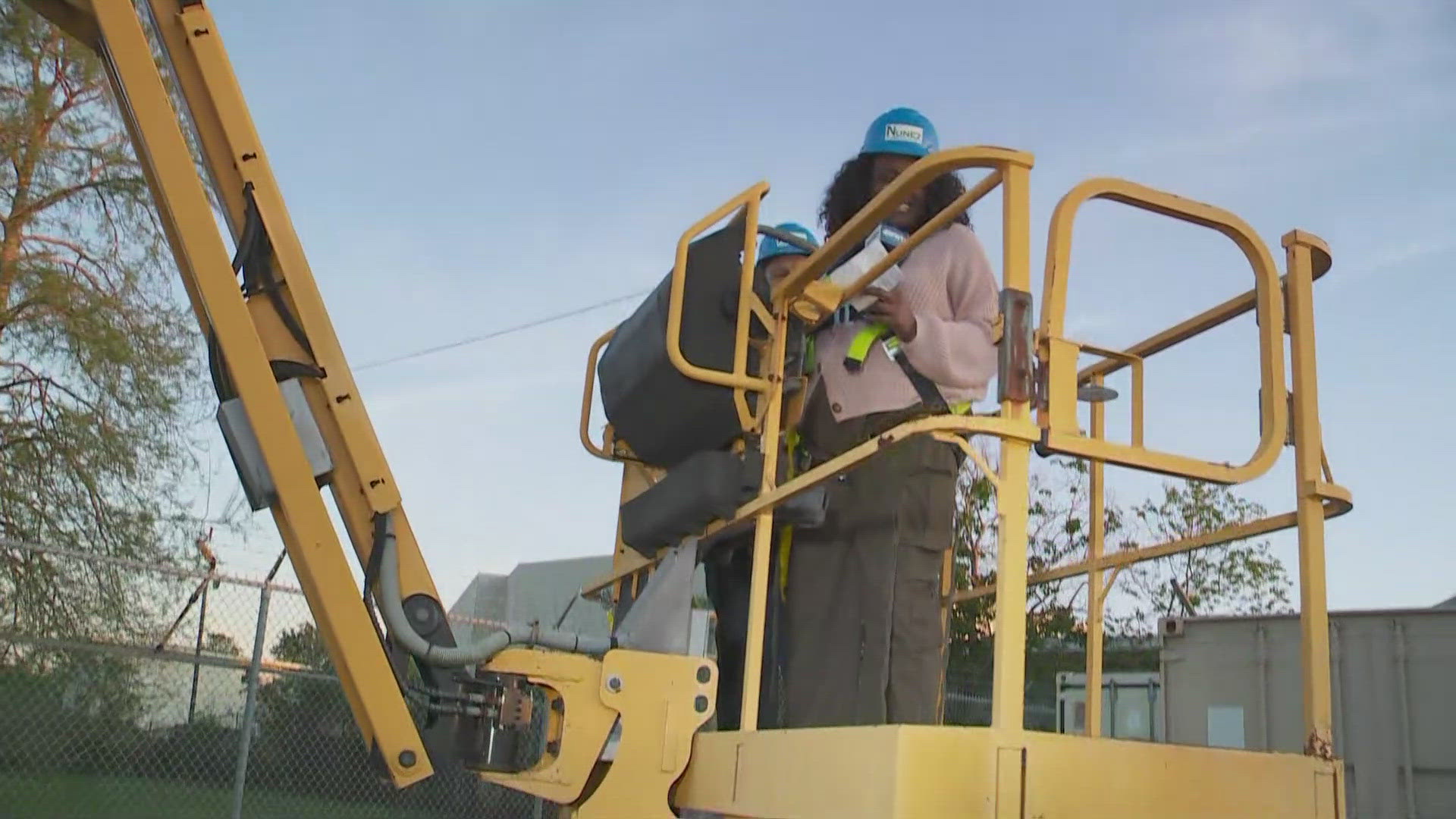 Heavy equipment training at Nunez