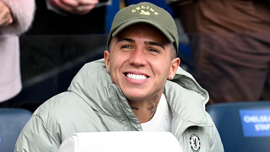 Chelsea squad make shock request to Liam Rosenior before Man City clash