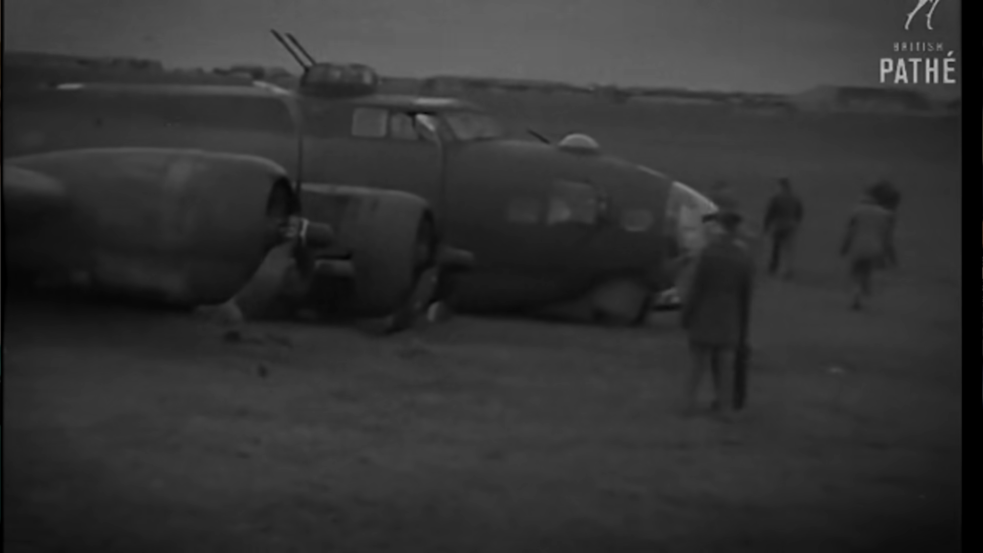 A bomber landed with no one inside - here’s what happened