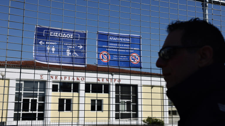 Τέμπη: Κατεπείγουσα προκαταρκτική εξέταση για την αίθουσα της δίκης
