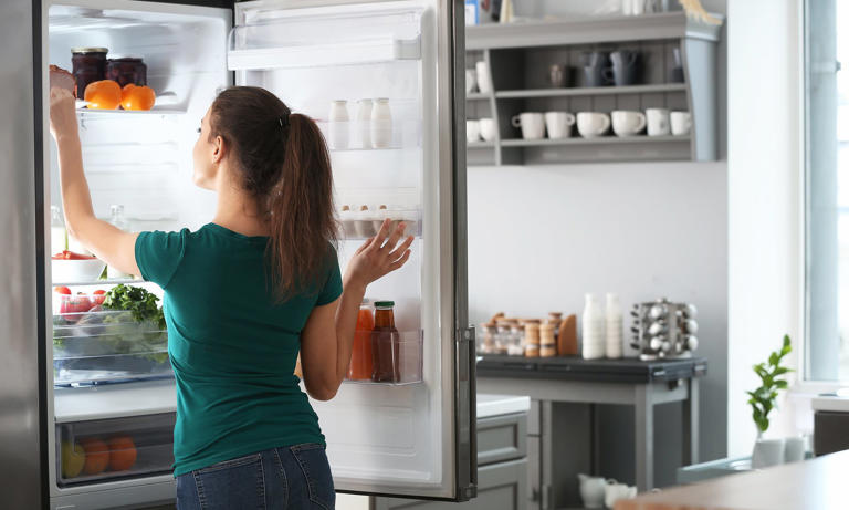 How noise like low hum of a fridge could treat dementia