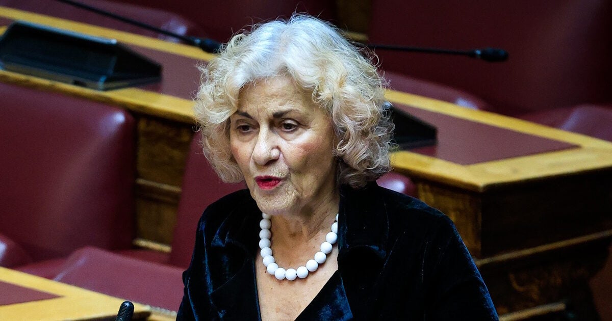 Θεανώ Φωτίου: Πότε και πού θα τελεστεί η πολιτική κηδεία του γιου της