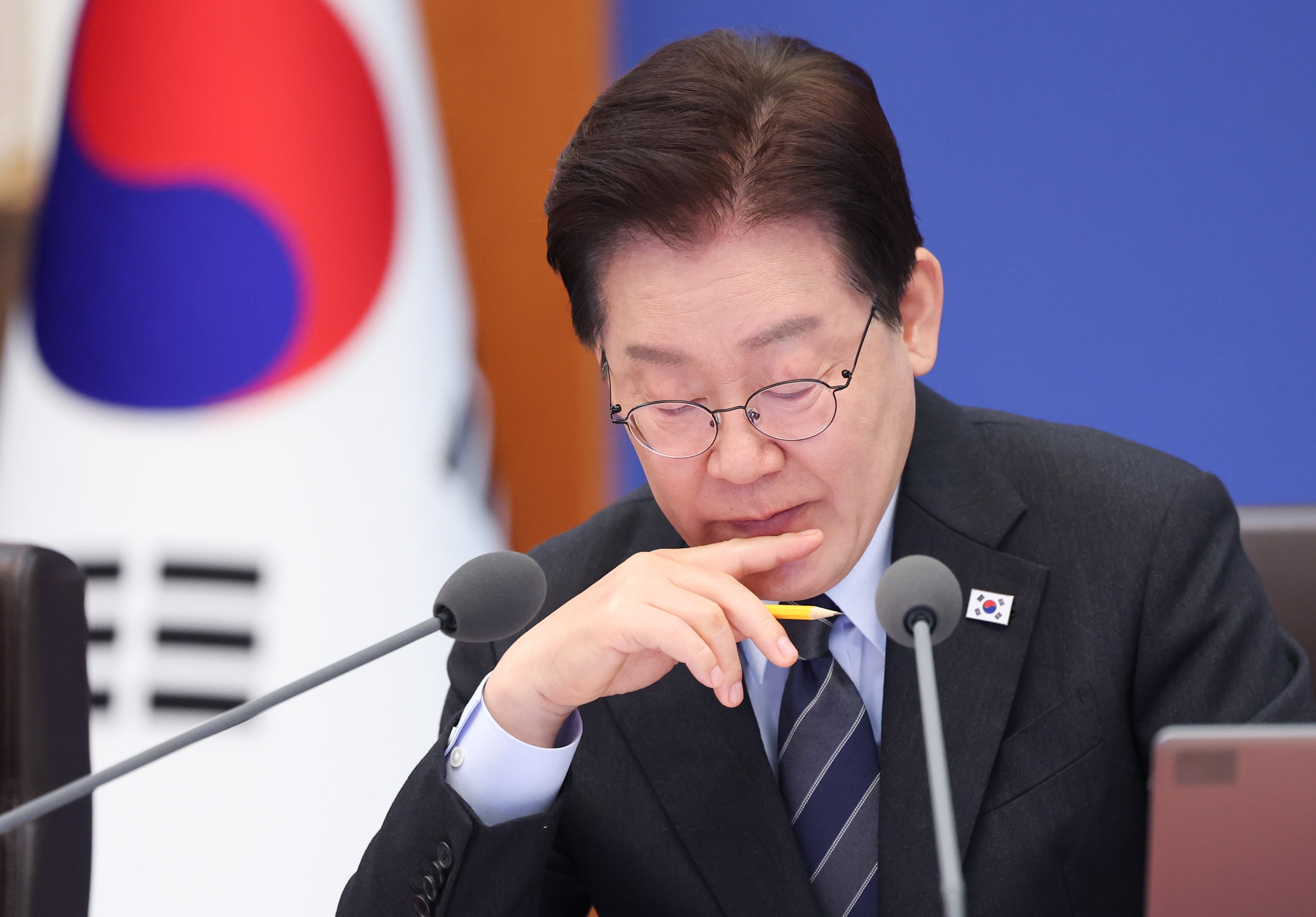 President Lee Jae Myung refutes re-election avoidance claims