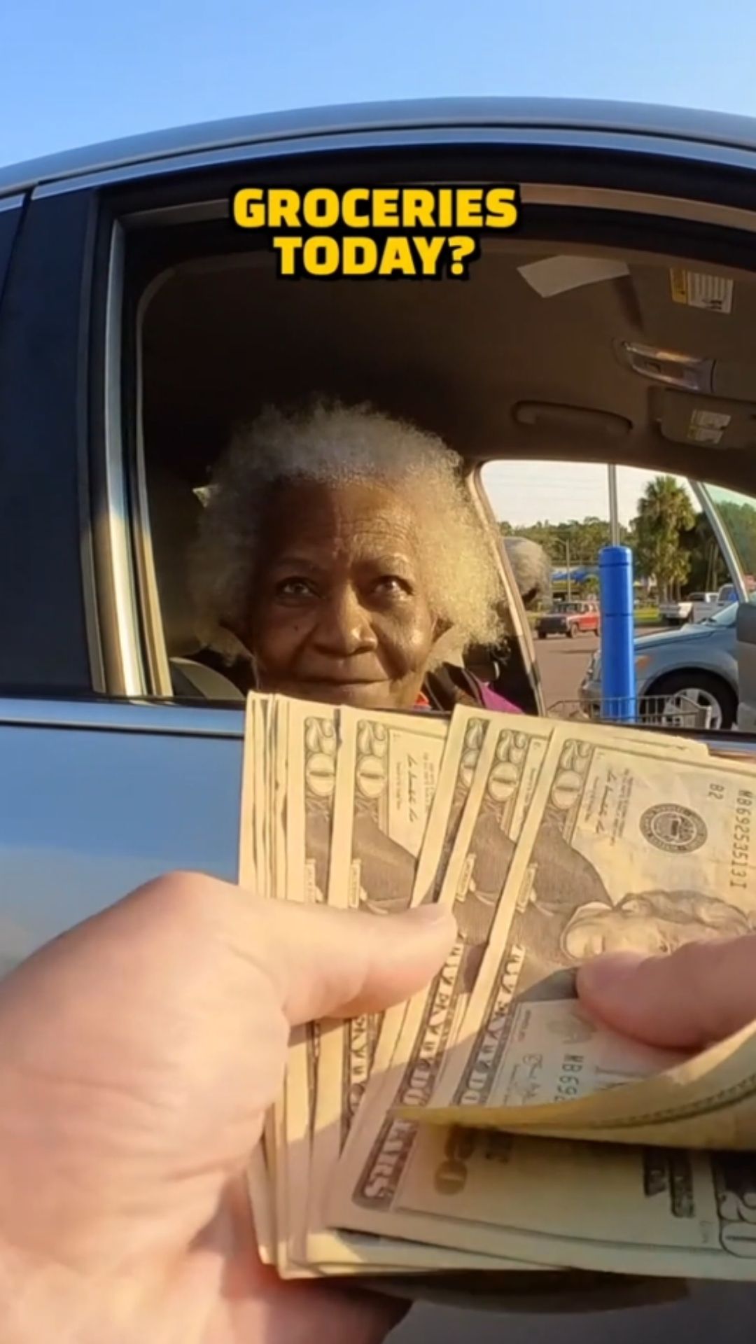 Buying groceries for strangers: emotional compilation