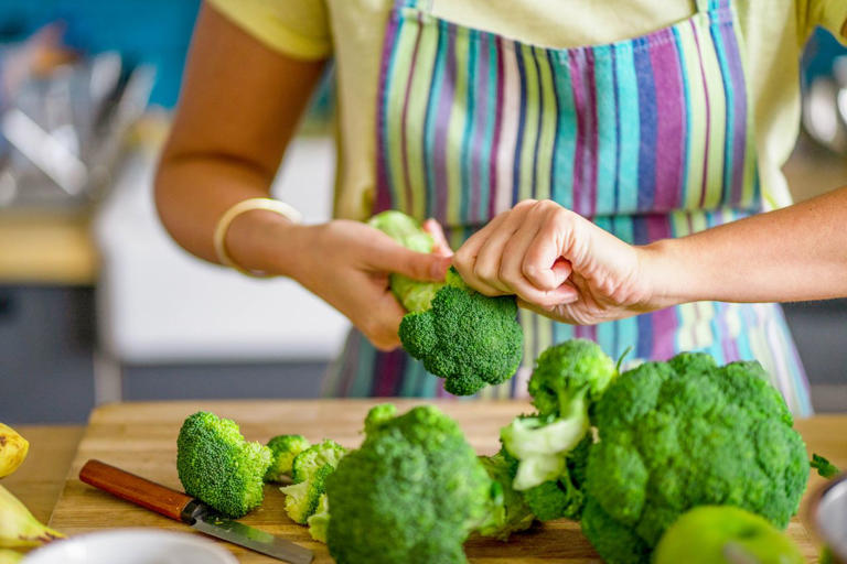 The best way to store broccoli so it lasts, according to a food expert