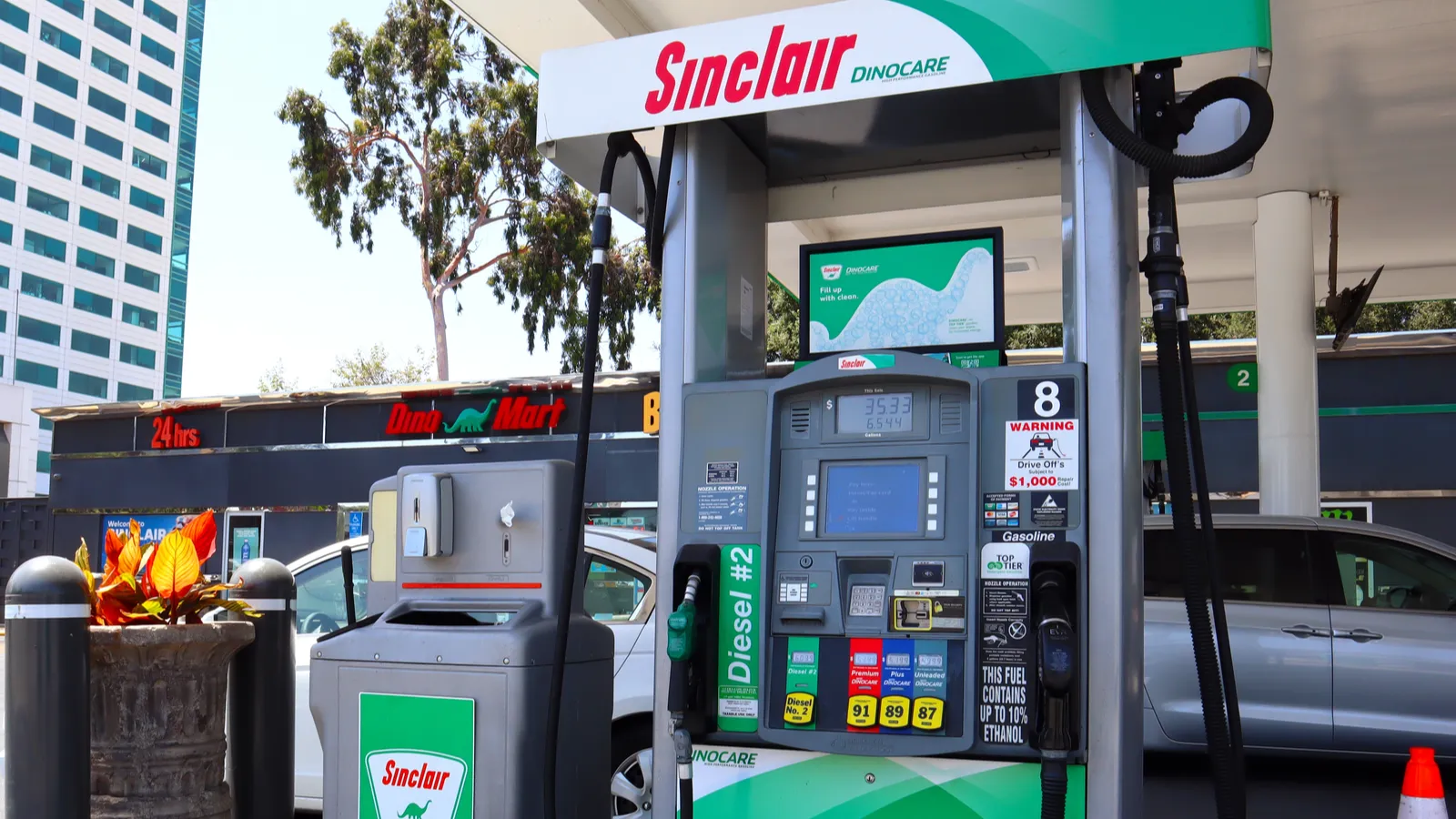 Trump escalates California feud with lawsuit targeting the future of ...