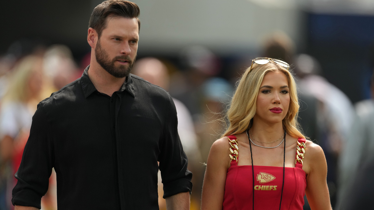 Chiefs owner's daughter marries into QB royalty—$24.8B Hunt family and ...