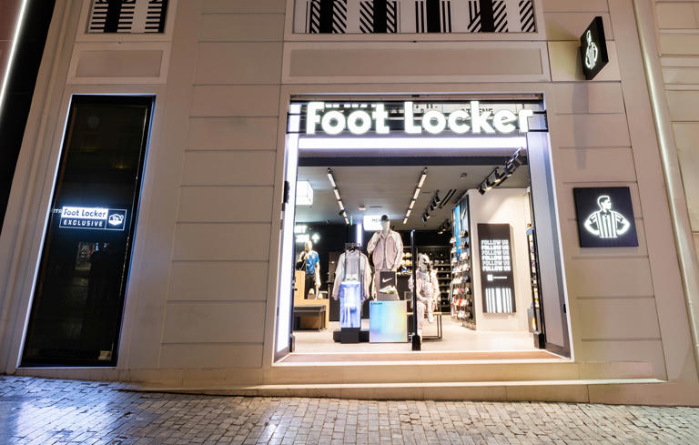 Foot Locker: Εγκαινιάζει στην Ερμού το δεύτερο κατάστημα Reimagined ...