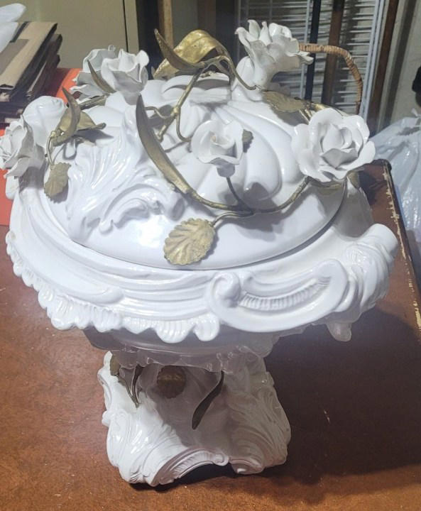 How much is this chamber pot worth? Dr. Lori appraises