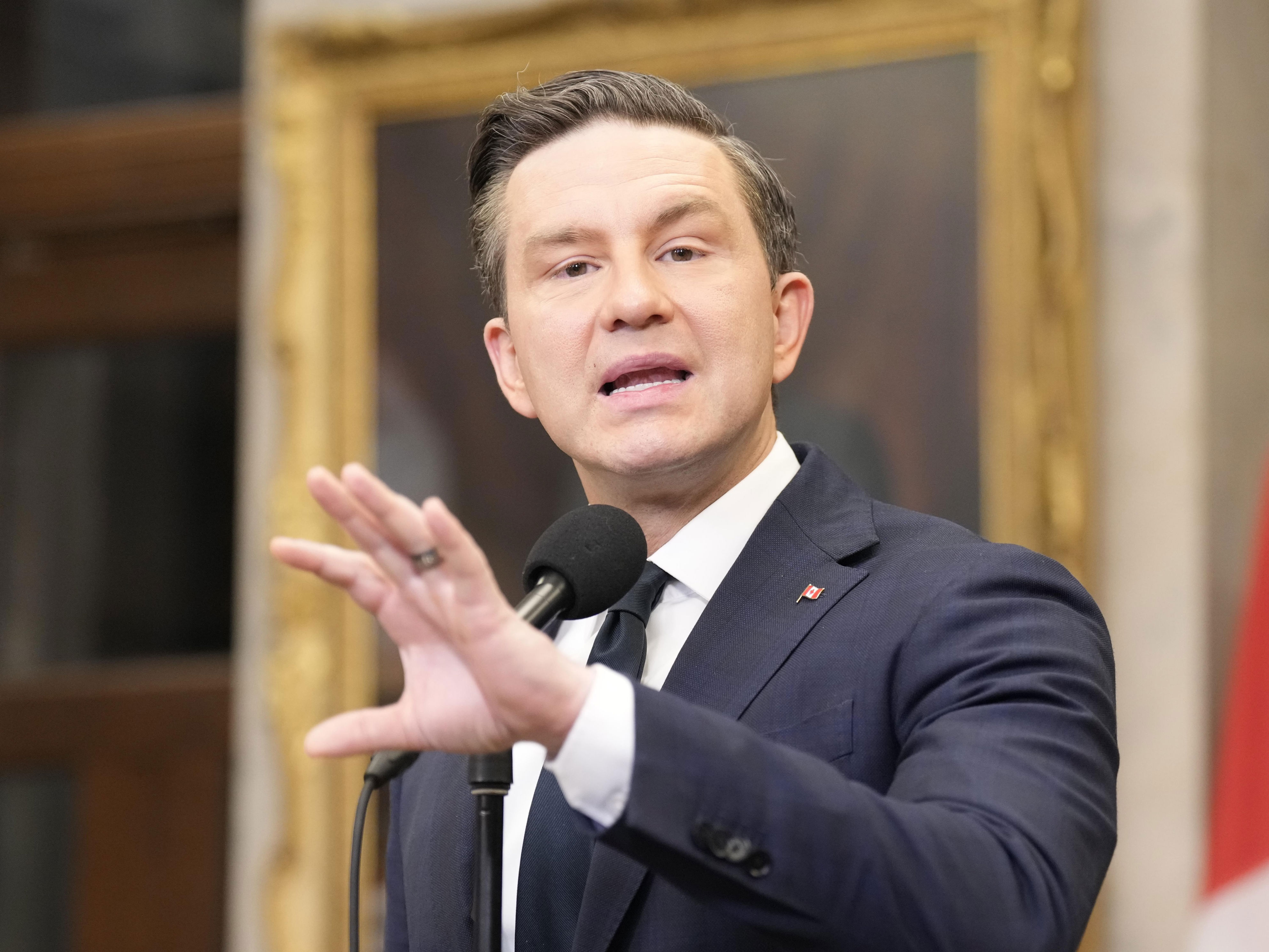 Craignant des représailles américaines, Poilievre attaque la « taxe ...