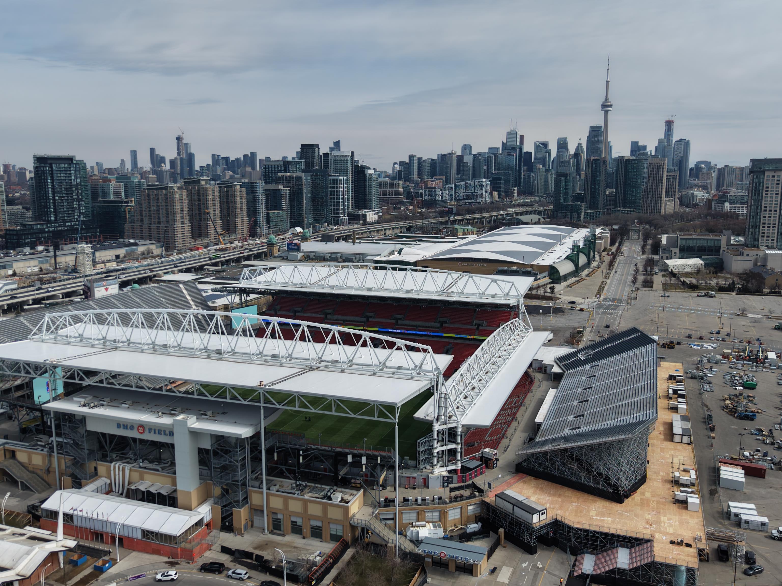 Le tour du proprio du nouveau stade BMO