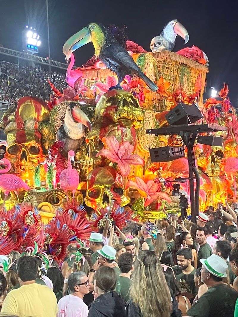 14 destinations with the most colorful festivals around the world