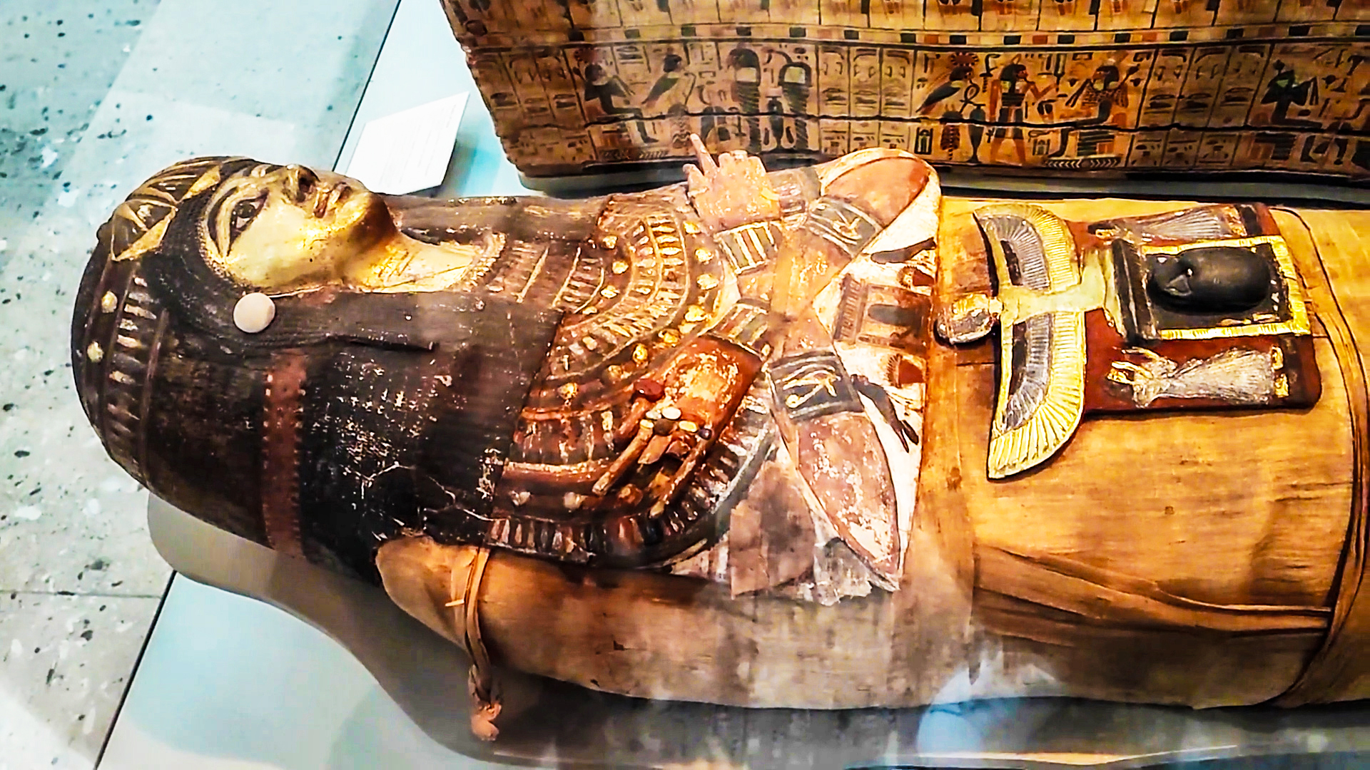 Inside the British Museum - Egypt, mummies and ancient stonework