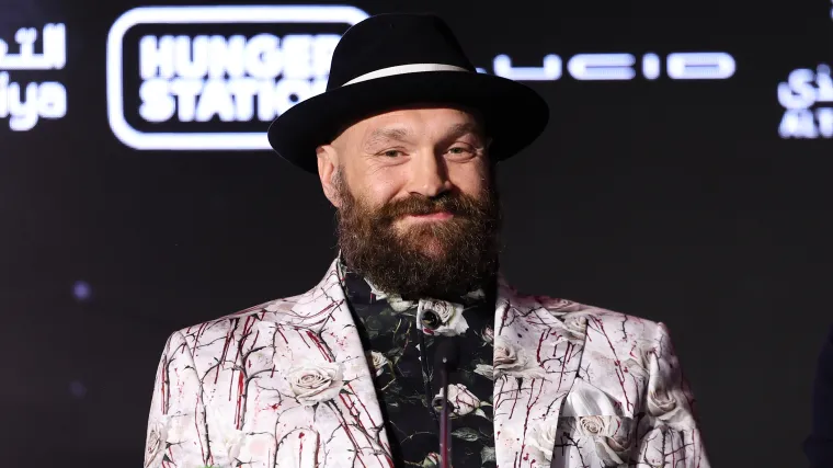 What is Tyson Fury's net worth? Career earnings in boxing ahead of ...