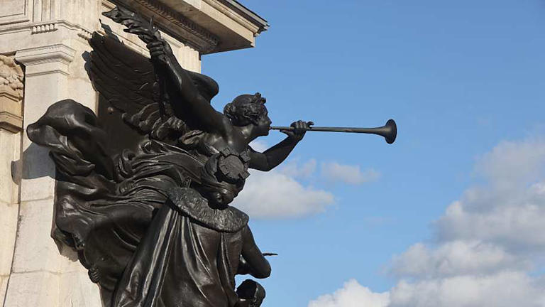 Change is afoot: The meaning of angel number 555