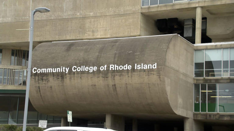 CCRI Warwick campus on lockdown amid nearby police investigation